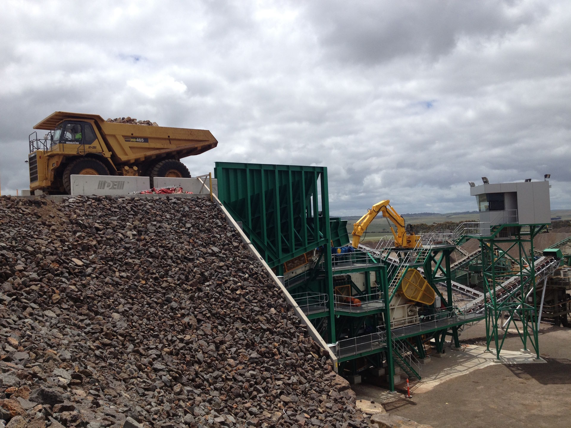 4 Stage Crushing Plant (De Quarry) | RIDGE